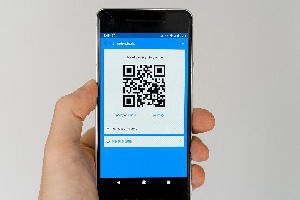 Sigue estos pasos para escanear el código QR de la firma digital - Autofact